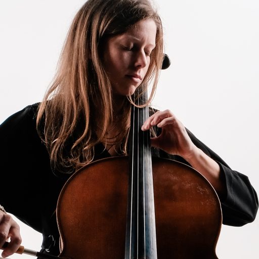Laura Conesa | Cello